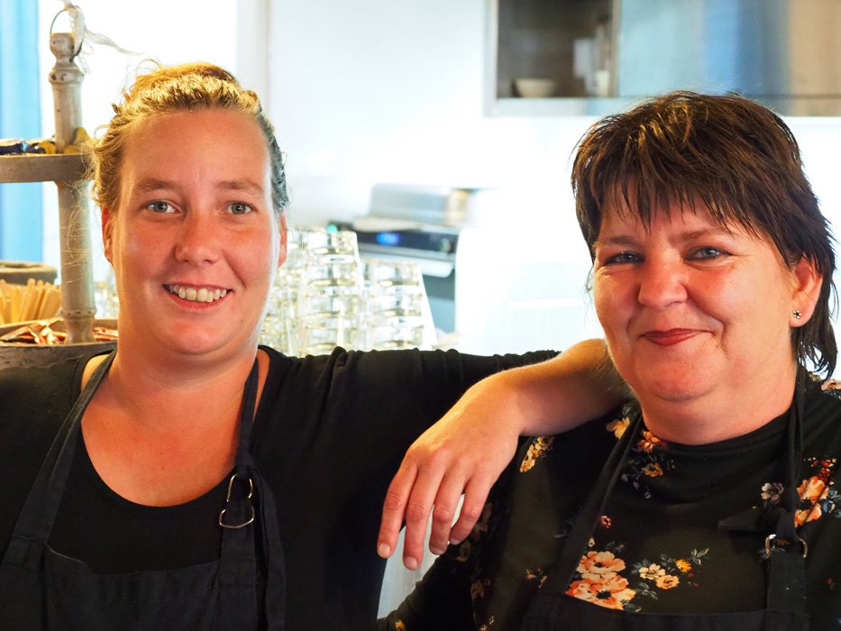 ‘De nonnen van Workum’ scoren met goddeloos lekkere culinaire frietmenu ...