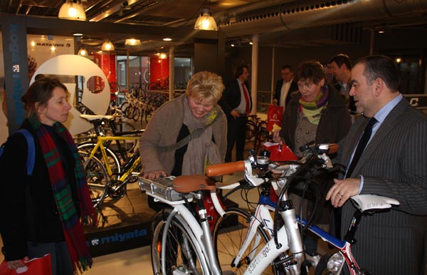 Groene Kus voor fietsenmaker Rob Beset | Fries Nieuws